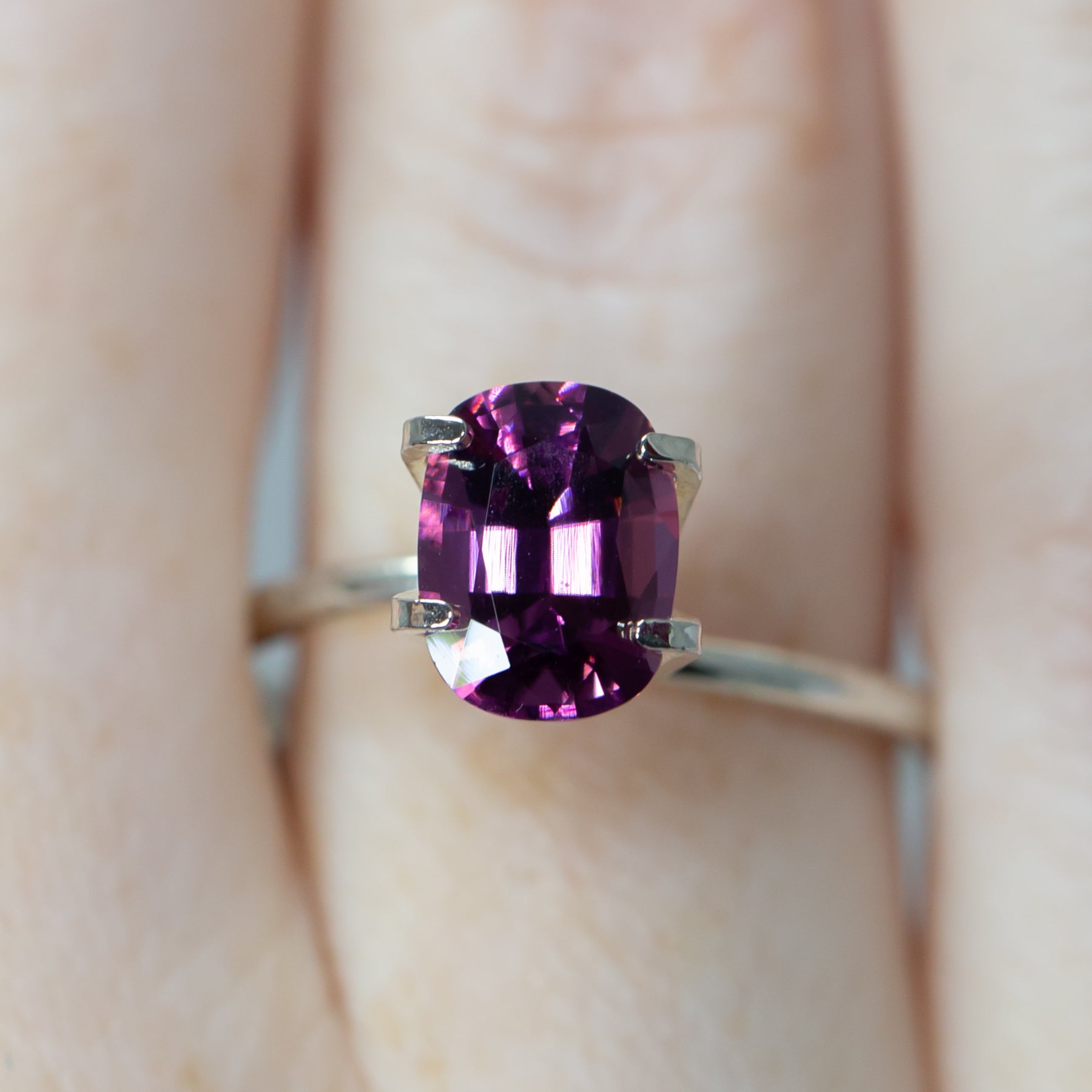 Purple & pink spinels – CEYLON STONES